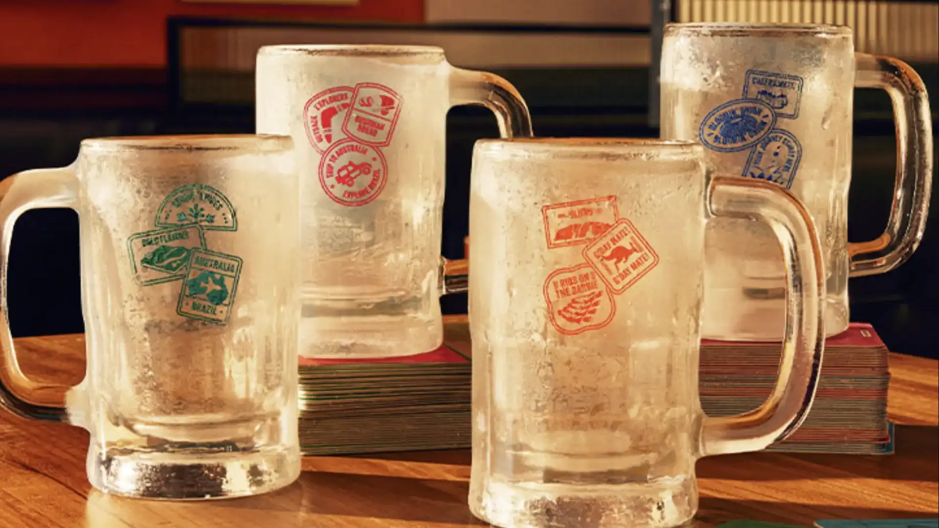 Outback relança canecas colecionáveis com edição dourada e histórias de ...