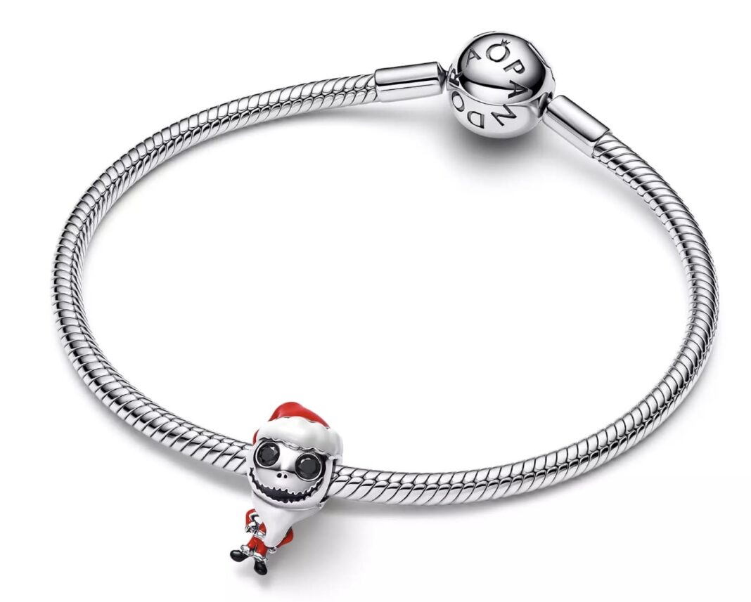 Pandora e Disney lançam charm “Santa Jack Skellington” inspirado em ...